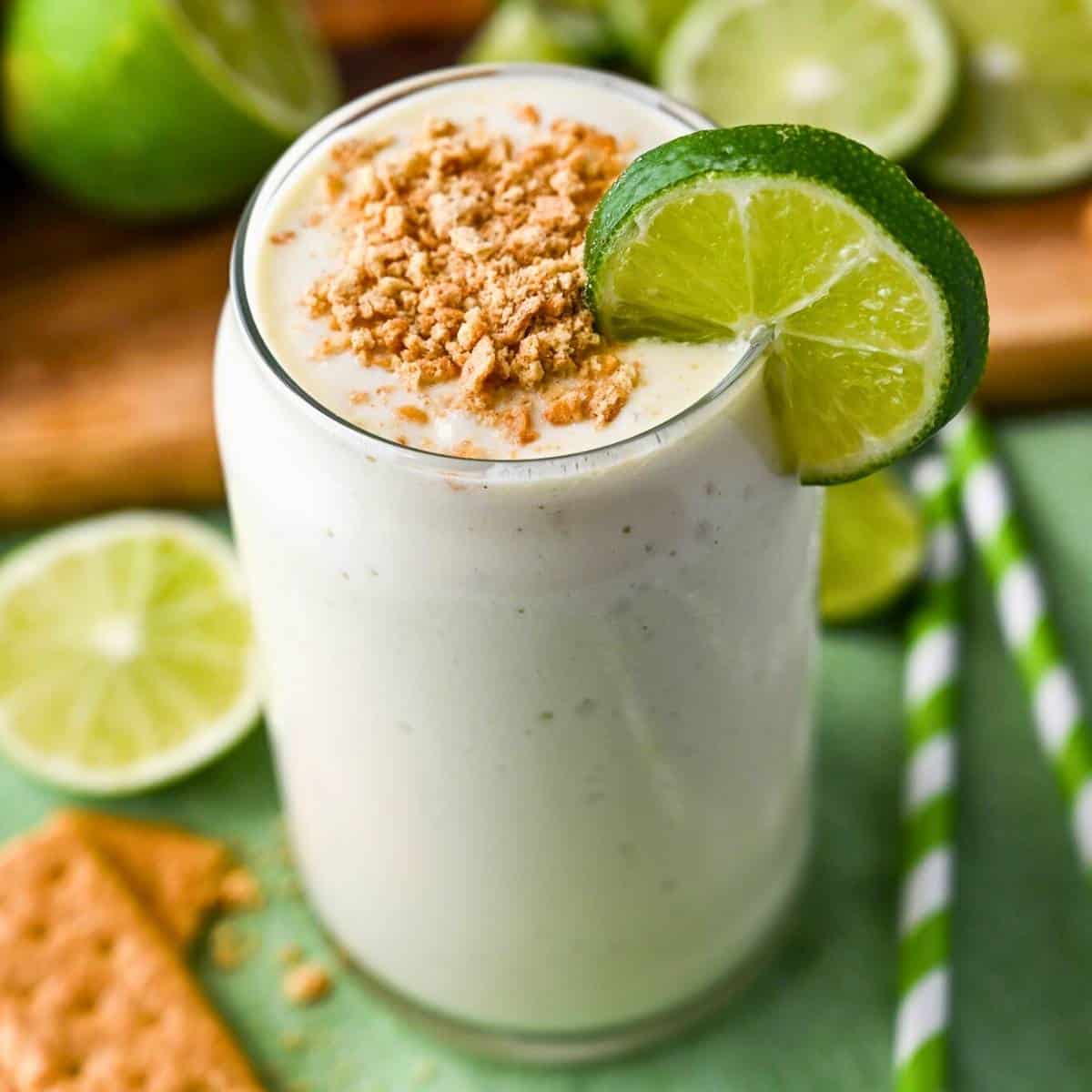Delicious and Healthy Key Lime Pie Smoothie- Amee's Savory Dish