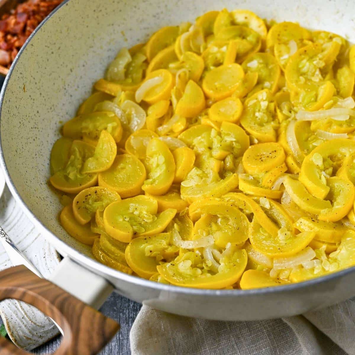 Southern Stewed Squash and Onions - Amee's Savory Dish